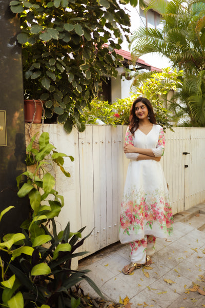 Shop now our Sringa - Kurta + Dupatta exclusively at Studio Virupa